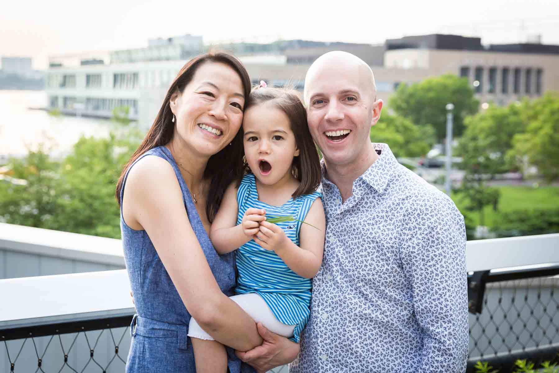 High Line Family Portrait Tips | Where & When to Go