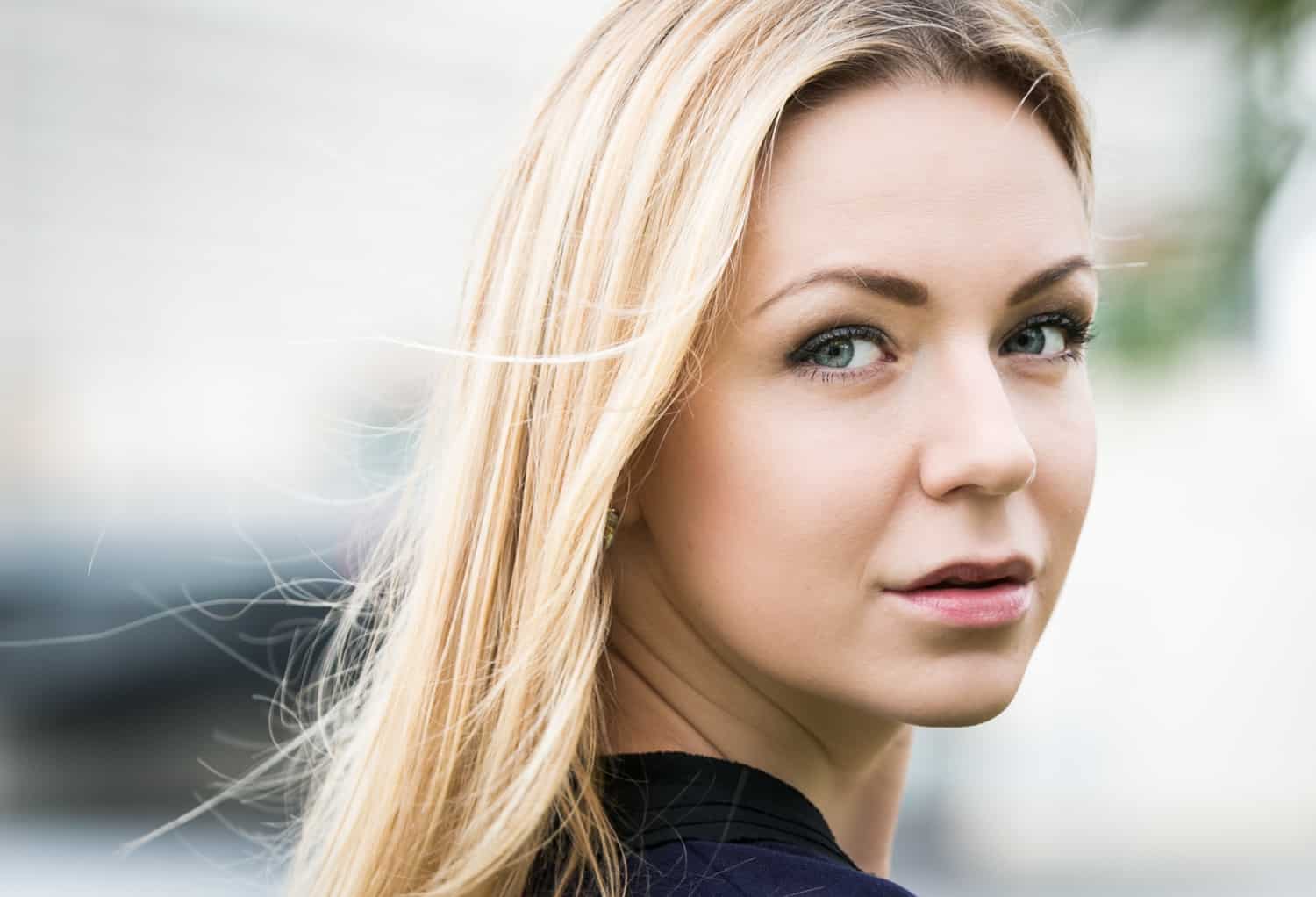 Makeup For Modeling Headshots | Saubhaya Makeup