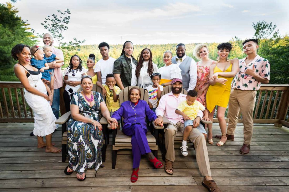 A Family Reunion Portrait in the Poconos - How to Organize Your Shoot