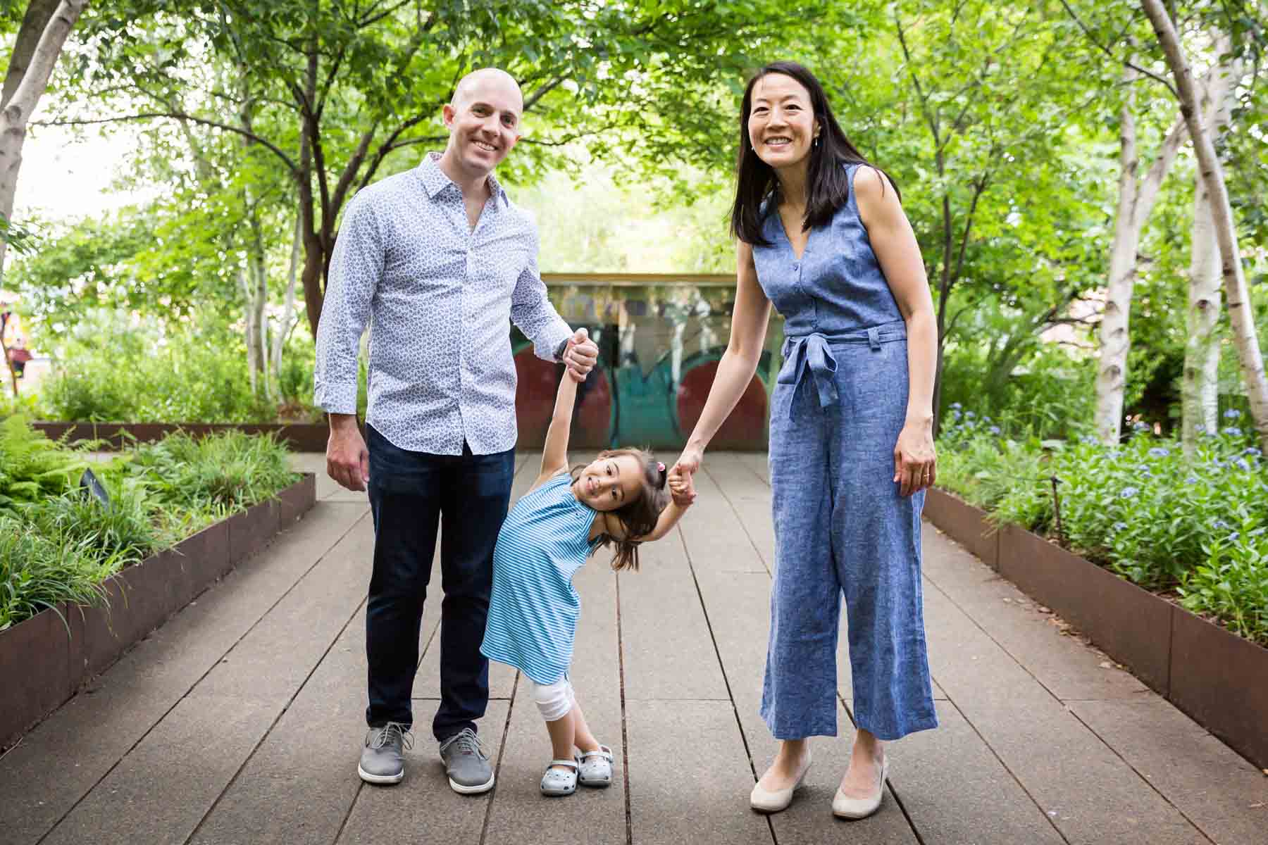 High Line Family Portrait Tips - Wedding & Family Photographer | Kelly ...