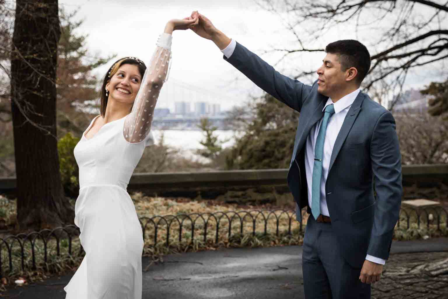 Fort Tryon Park Wedding -- Cold Weather, Warm Hearts