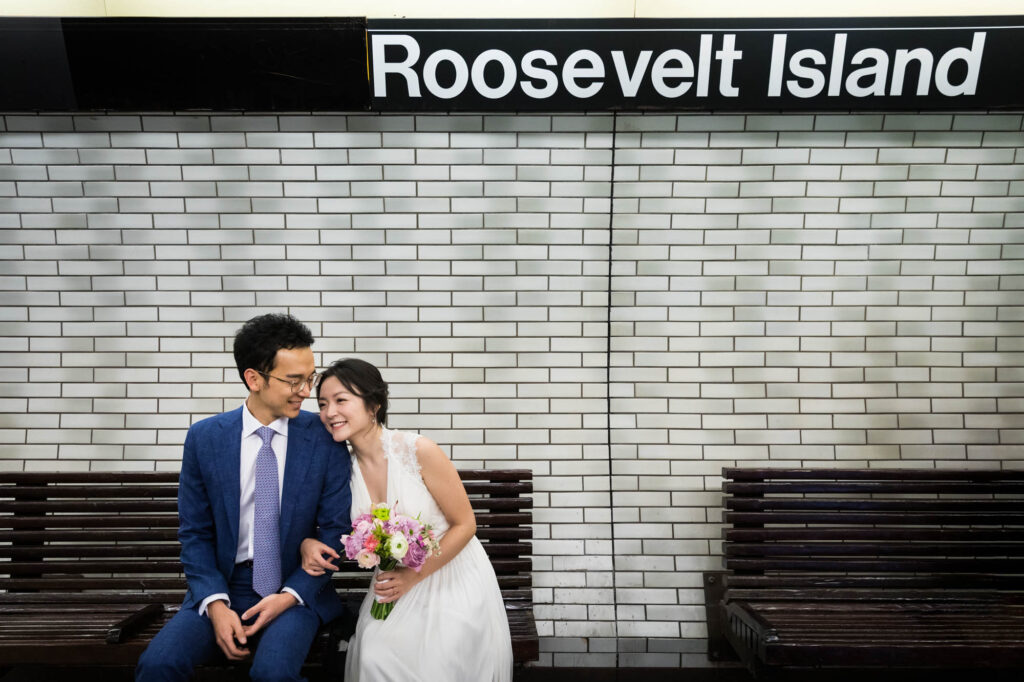 Roosevelt Island Engagement Photoshoot