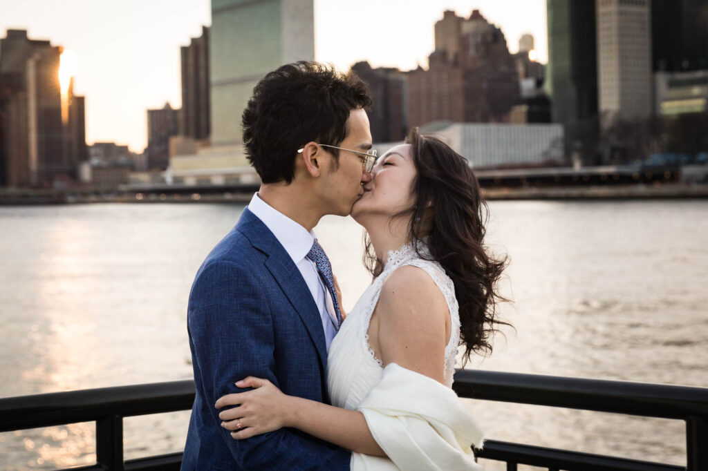 Roosevelt Island Engagement Photoshoot