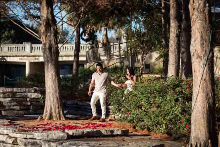 How to Propose at the Pearl