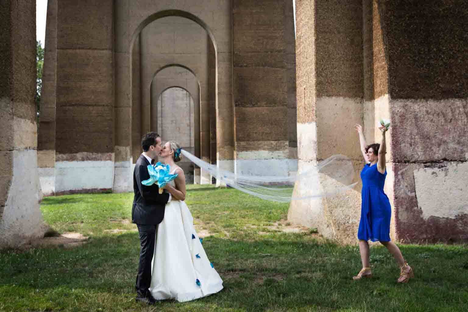 Should You Give Your Wedding Photographer a Shot List?