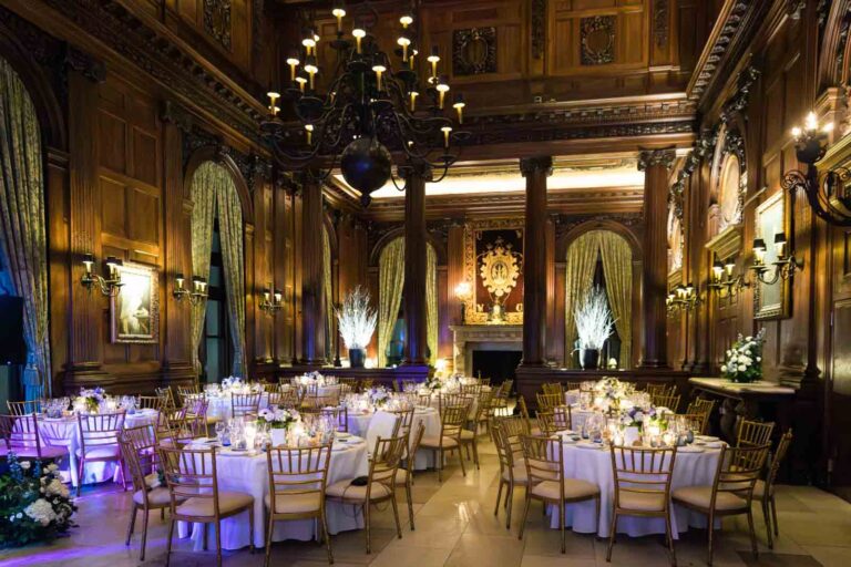 How to Select the Perfect Wedding Venue