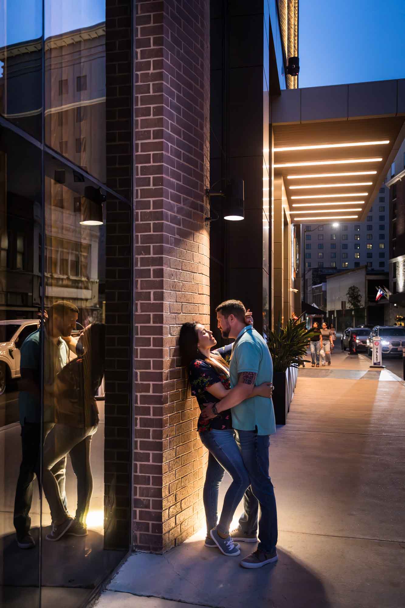 Downtown San Antonio Portrait Shoot at Night - Los Angeles Wedding and ...