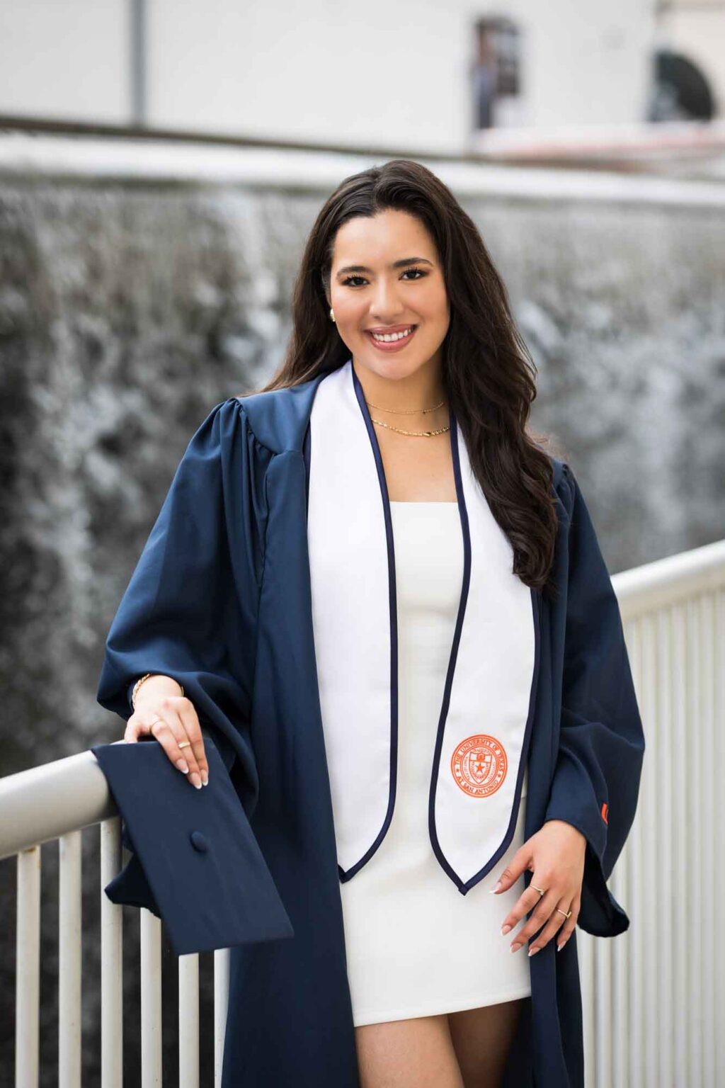 Downtown San Antonio UTSA Graduation Photo Shoot - Los Angeles Wedding ...
